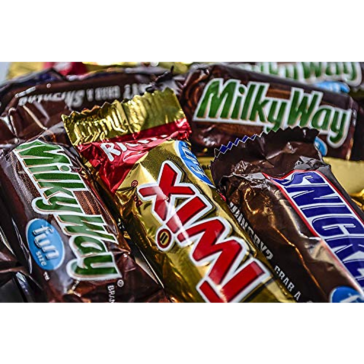 Bundle of Bulk Chocolate Candy Variety Pack, 5lbs Assorted Chocolate Treats in Gift Snack Box, Individually Wrapped Snacks for Party Favors and Holiday Goodie Bags