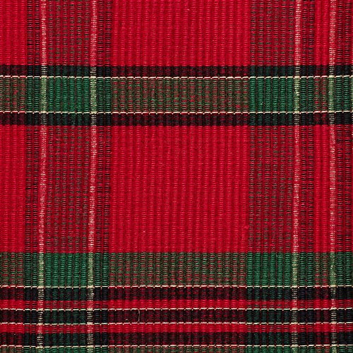 DII Farmhouse Christmas Plaid Dining Table & Kitchen Décor, Holiday Placemat Set, 13x19, Red & Green, 6 Count