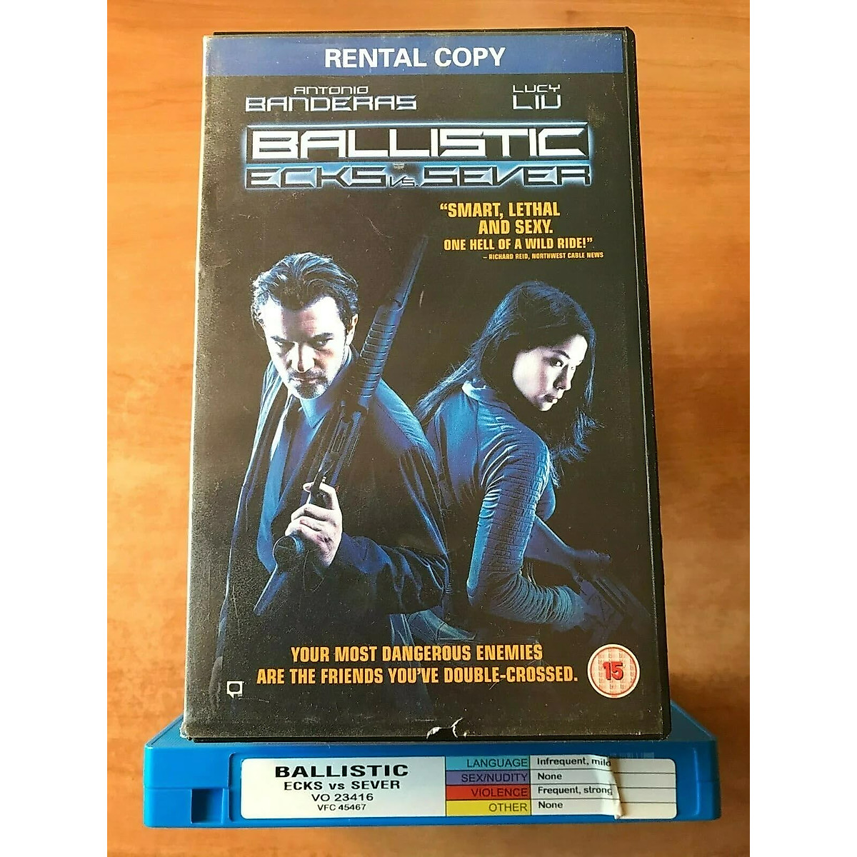 Ballistic - Ecks vs Sever - Lucy Lui / Banderas - Ex-Rental - Action Video - VHS
