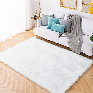 Carvapet 6x9 Shaggy Faux Sheepskin Area Rug – Soft, Luxury White Fur Floor Mat, Bedside Carpet for Bedroom & Living Room