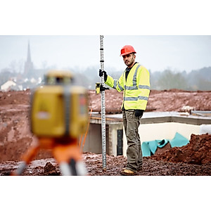 Firecore 16-Foot Aluminum Grade Rod - 8ths, 5 Sections Dual Sided Telescoping Leveling Rod with Bubble Level and Carrying Case - FLR500C