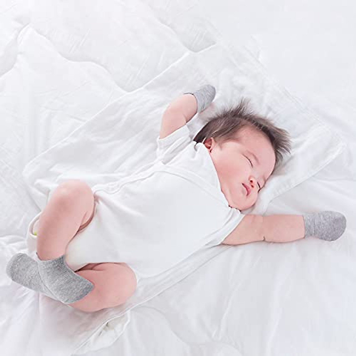 Geyoga 9 Pieces Newborn Baby Hat Mittens Sock Set Bear Ears Hat Mittens No Scratch Gloves for 0-12 Months Boy Girl(Black, Navy Blue, Gray)