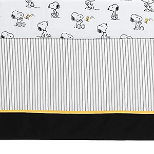 Lambs & Ivy Classic Snoopy White/Black/Gray 3-Piece Baby Crib Bedding Set