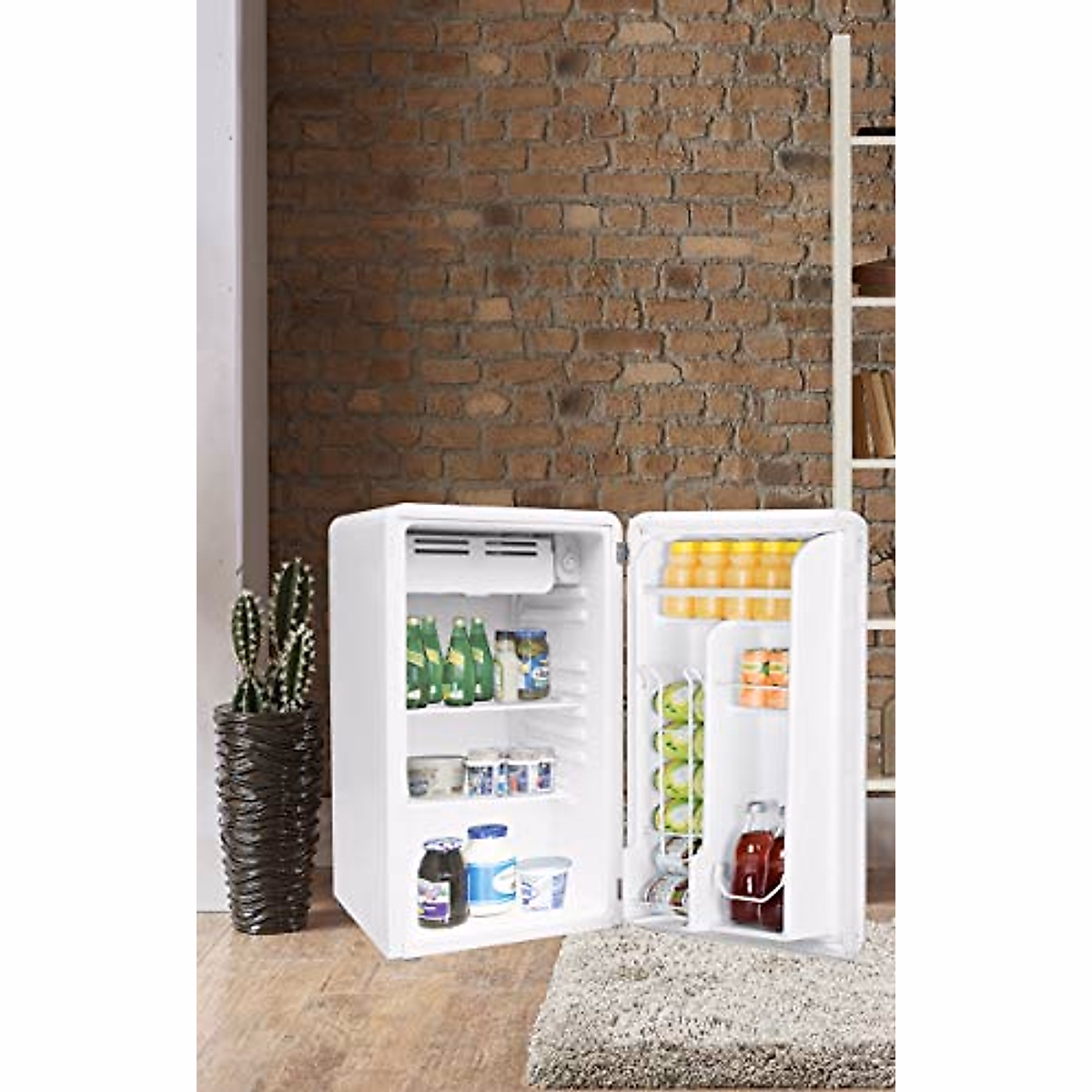 FRIGIDAIRE EFR372-WHITE 3.2 Cu Ft White Retro Compact Rounded Corner Premium Mini Fridge