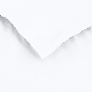 Amazon Basics Light-Weight 3 piece Microfiber Duvet Cover Set with Zipper Closure - King, 4 Pack, 108"x94", Bright White, Solid