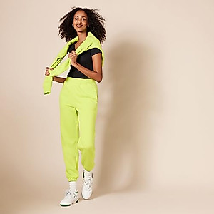 Amazon Essentials Women's Slim-Fit Short-Sleeve V-Neck T-Shirt, Pack of 2, Black, X-Large