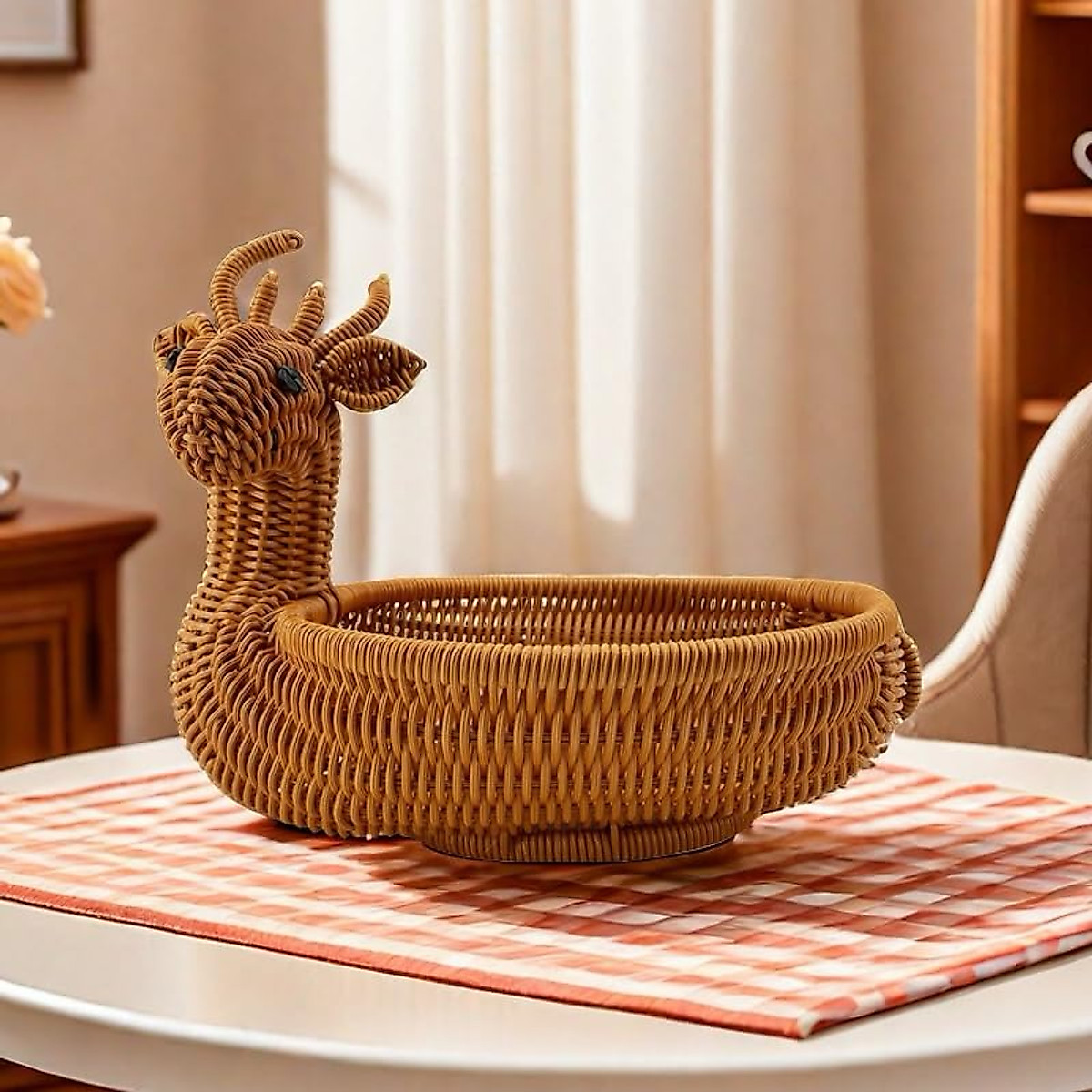 Songyang Handwoven Wicker Basket with Giraffe Head Handle,Storage basket， Tan