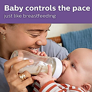 Philips Avent Glass Natural Baby Bottle with Natural Response Nipple, Clear, 8oz, 4pk, SCY913/04