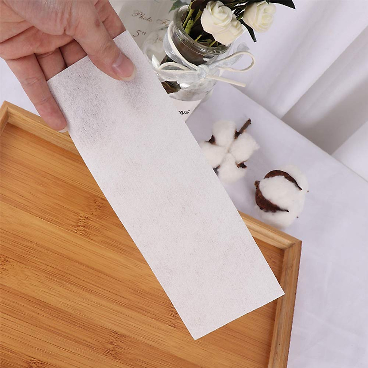 BlingKingdom 100pcs Paper Wax Waxing Strips for Arms Legs Lip Eyebrow Oxter of Women and Men