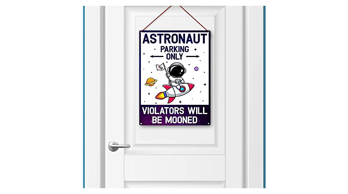 Astronaut Parking Sign - Space Bedroom Decor