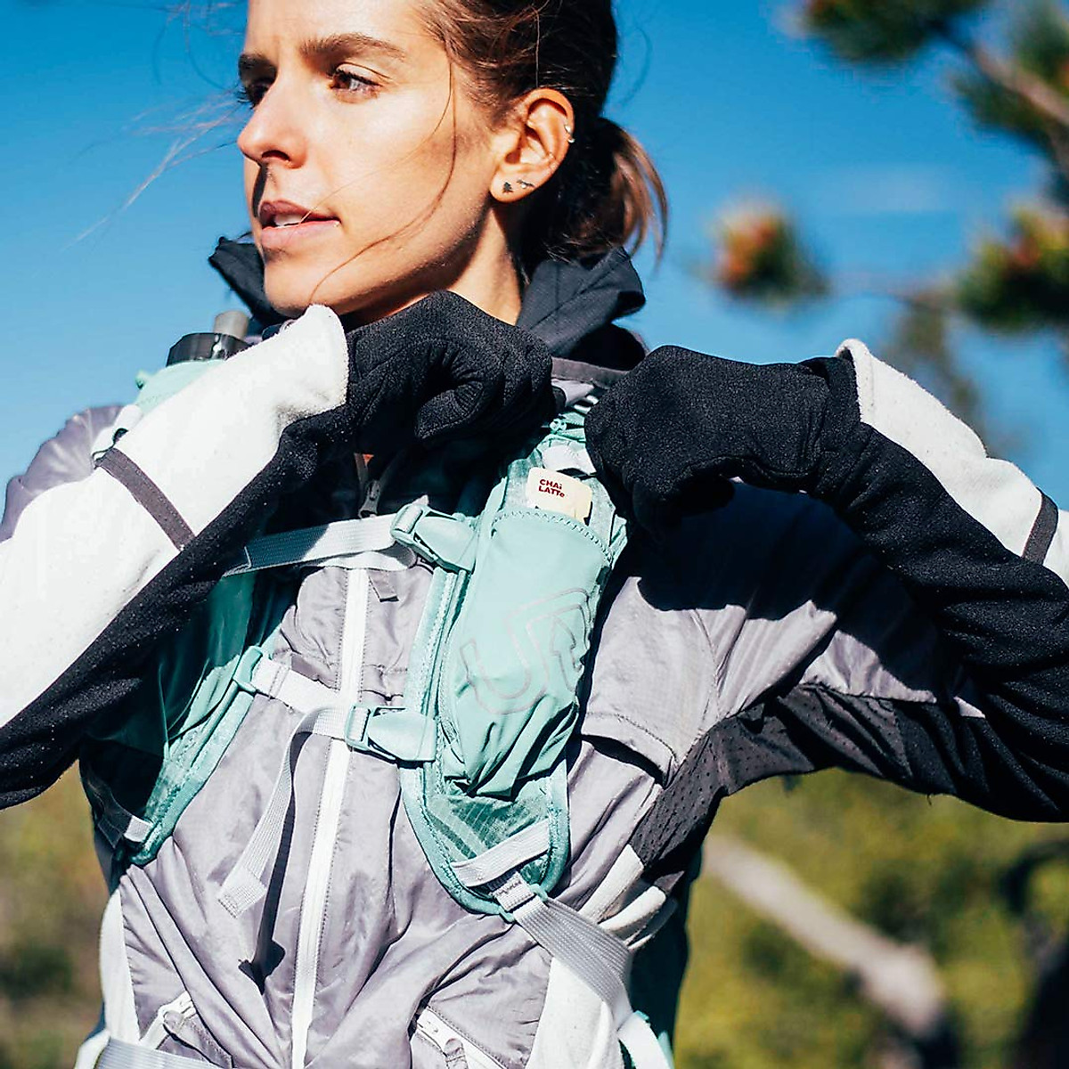 Ultimate Direction Women's Fastpackher 20L Daypack for Running, Trails, Hiking, Cycling, Mountain Biking and more