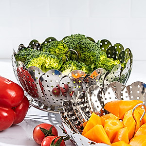 DELUXE Vegetable Steamer, Collapsible and Expandable Stainless-Steel Steam Insert Rack for Steaming Food, Compatible with Instant Pot and 3, 6, 8 Qt Cooking Pan (Small, 5.3 to 9.5 Inches)