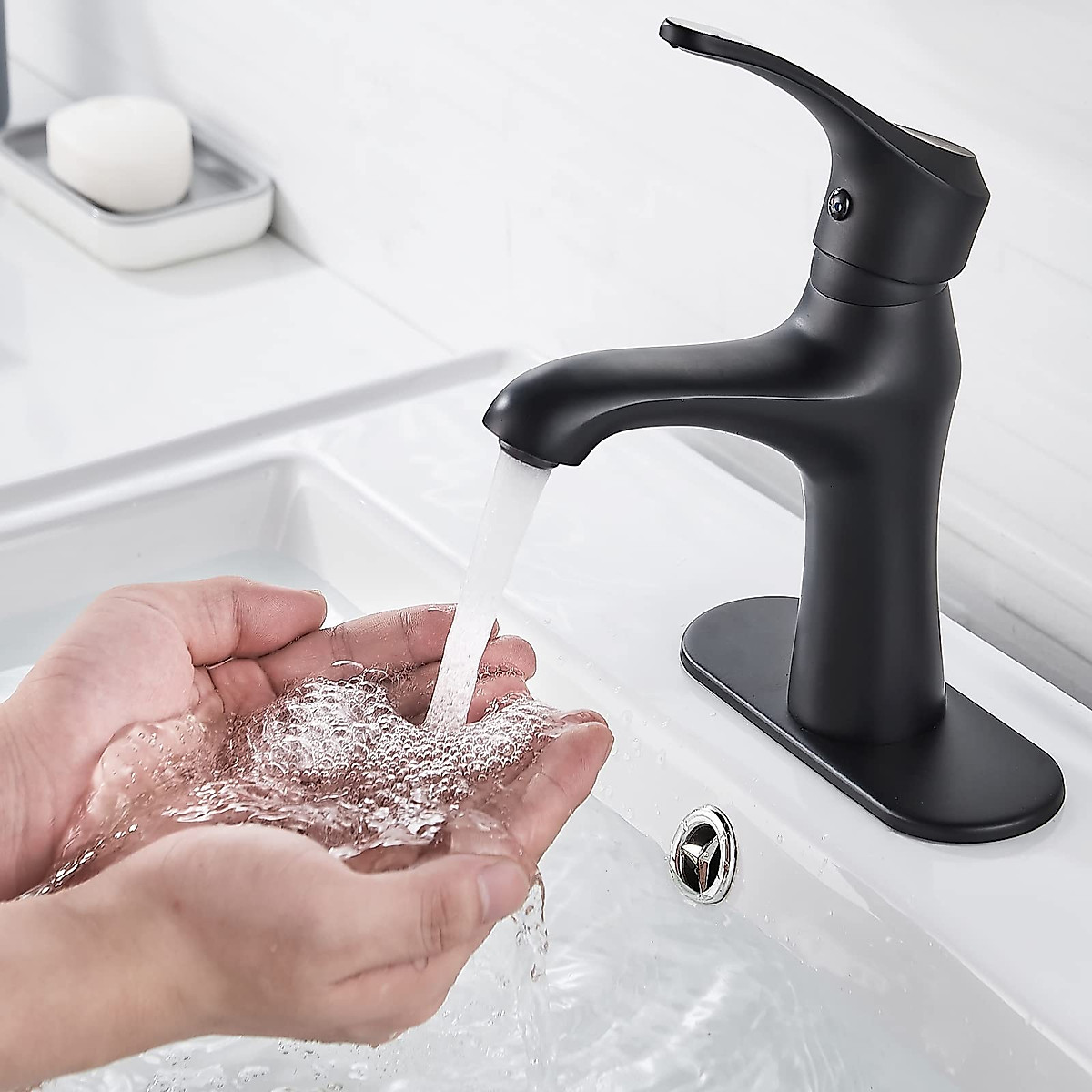 Black Bathroom Faucet Single Hole Bathroom Sink Faucet Matte Black Bathroom Faucet Single Handle Wash Basin Faucet Modern RV Faucet with pop-up Drain Suitable for 1 Hole or 3 Hole (Black, Short)