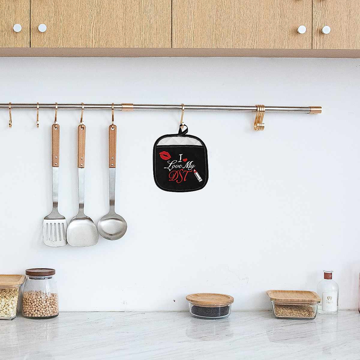 G2TUP Sorority Oven Mitt Gloves I Love My 1913 Gifts Red and White Divine 9 Pot Holders (I Love My)