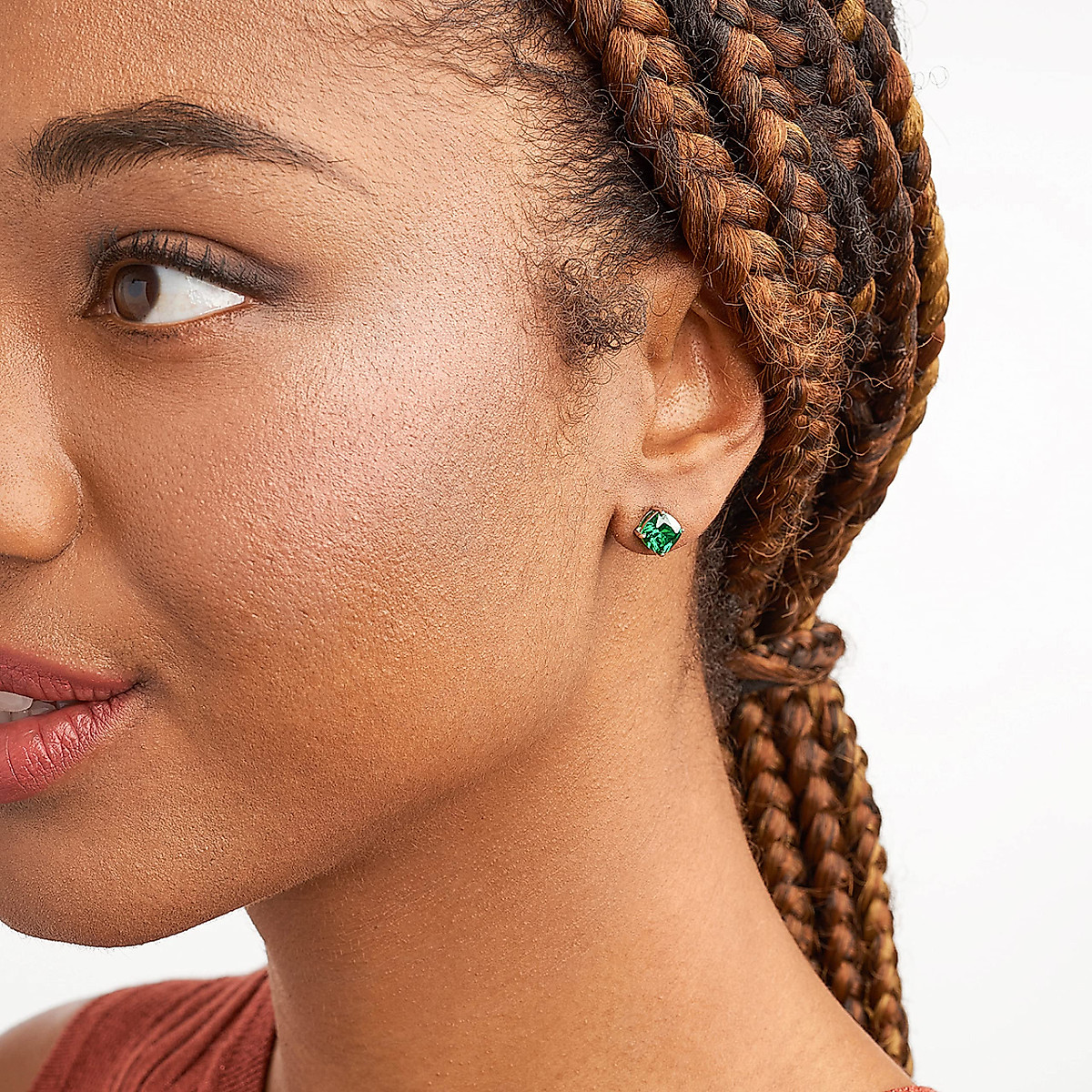 MORGAN & PAIGE .925 Sterling Silver Platinum Plated Cushion Cut Green Cubic Zirconia Earrings Studs, 4-Prong Setting Butterfly-Back Simulated Diamond Stud Earrings for Women Hypoallergenic Earrings