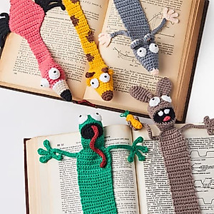 Crochet Bookmark Birthday Gifts, Crochet Animal Bookmark for Christmas Stocking Stuffers Mothers Day Valentine's Day Teacher Appreciation Gifts for Women Girls Readers Book Lover (Mouse)