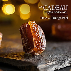 Laumière Gourmet Fruits - Le Cadeau Parfait Collection - Square (16 Pcs) - Dry Fruits and Nuts Gift Box - All Natural California Holiday Fruits & Nuts - No Added Sugar - Gluten Free Basket