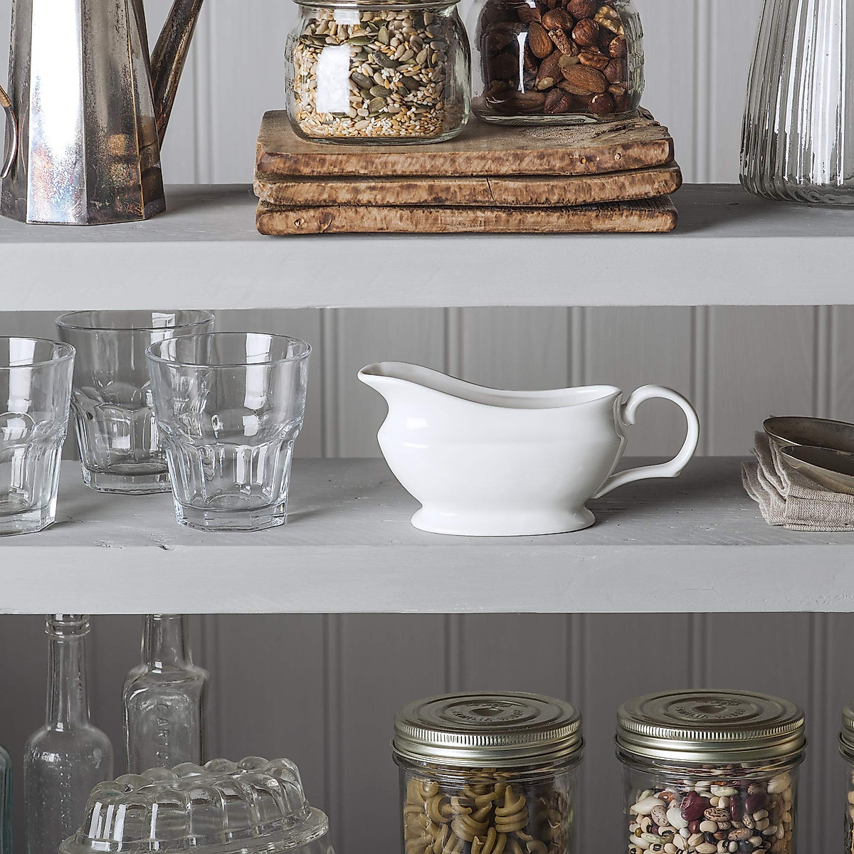 WM Bartleet & Sons 1750 T194 Wm Bartleet & Sons Traditional Porcelain Gravy and Sauce Boat 240ml, White