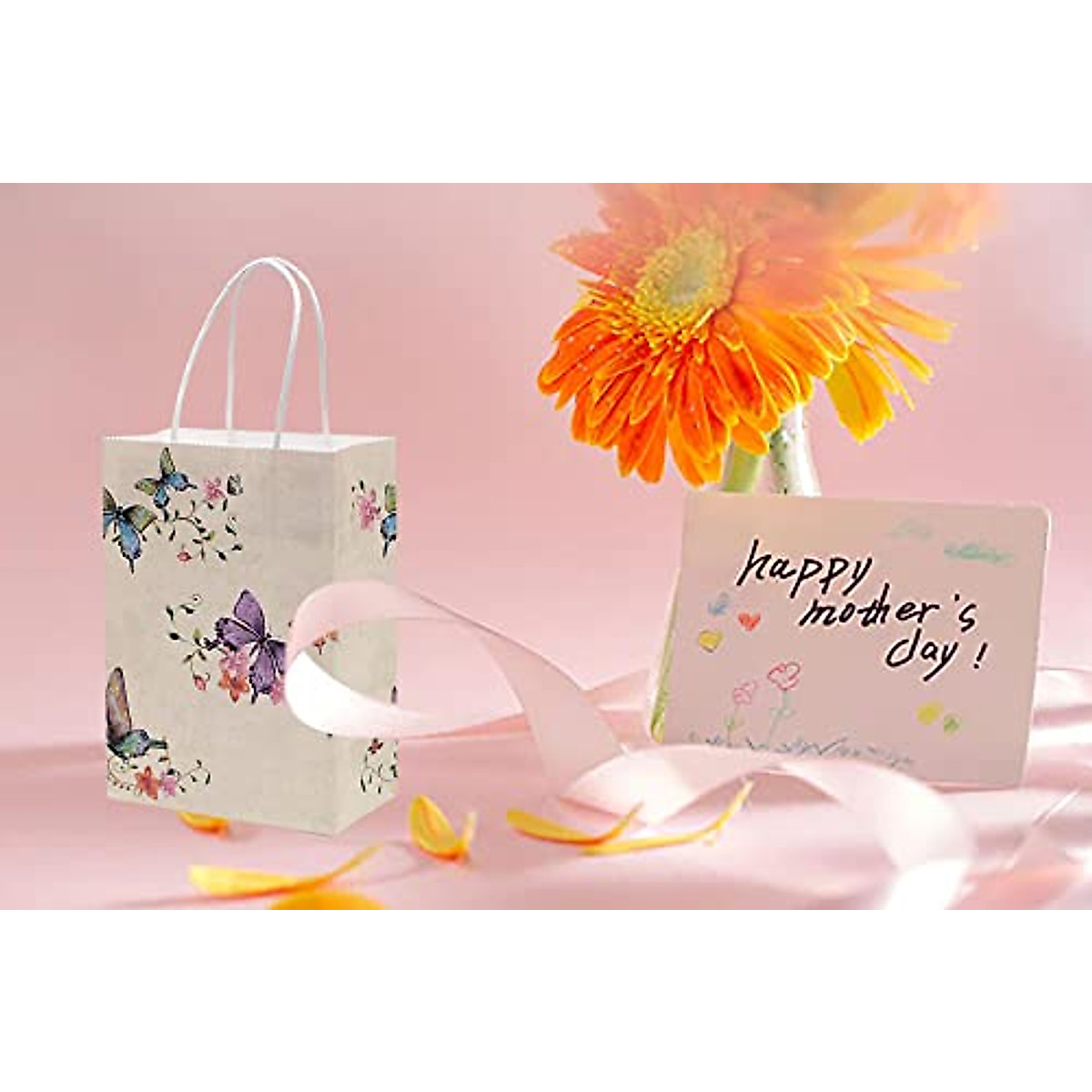 YYaaloa Gift Bags Kraft Paper Bags with Handle 8.26 x 5.9 x 3.15 inch Party Favor Bags for Baby Shower Kids Birthday Wedding Xmas Party Supplies (Pack of 30)