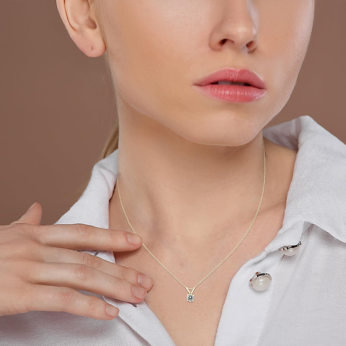 SZUL 1/3 Carat Diamond Solitaire Pendant in 14K Yellow Gold