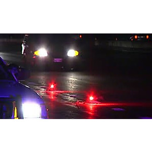 The Original Highway Flare Kit (6-Pack Emergency Flare Kit)