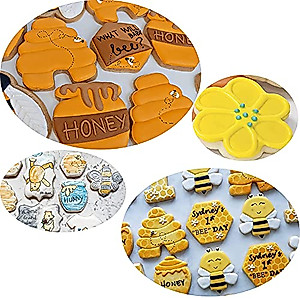 KUKIFUN 6 Pcs Bee Cookie Cutters Set Bee,Beehive,Honey Jar,Winnie the Pooh,Flower Shapes Stainless Steel Biscuit Cutter Molds for Honey Bee Party Baking Muffins Biscuits Sandwiches Fondant Decorations