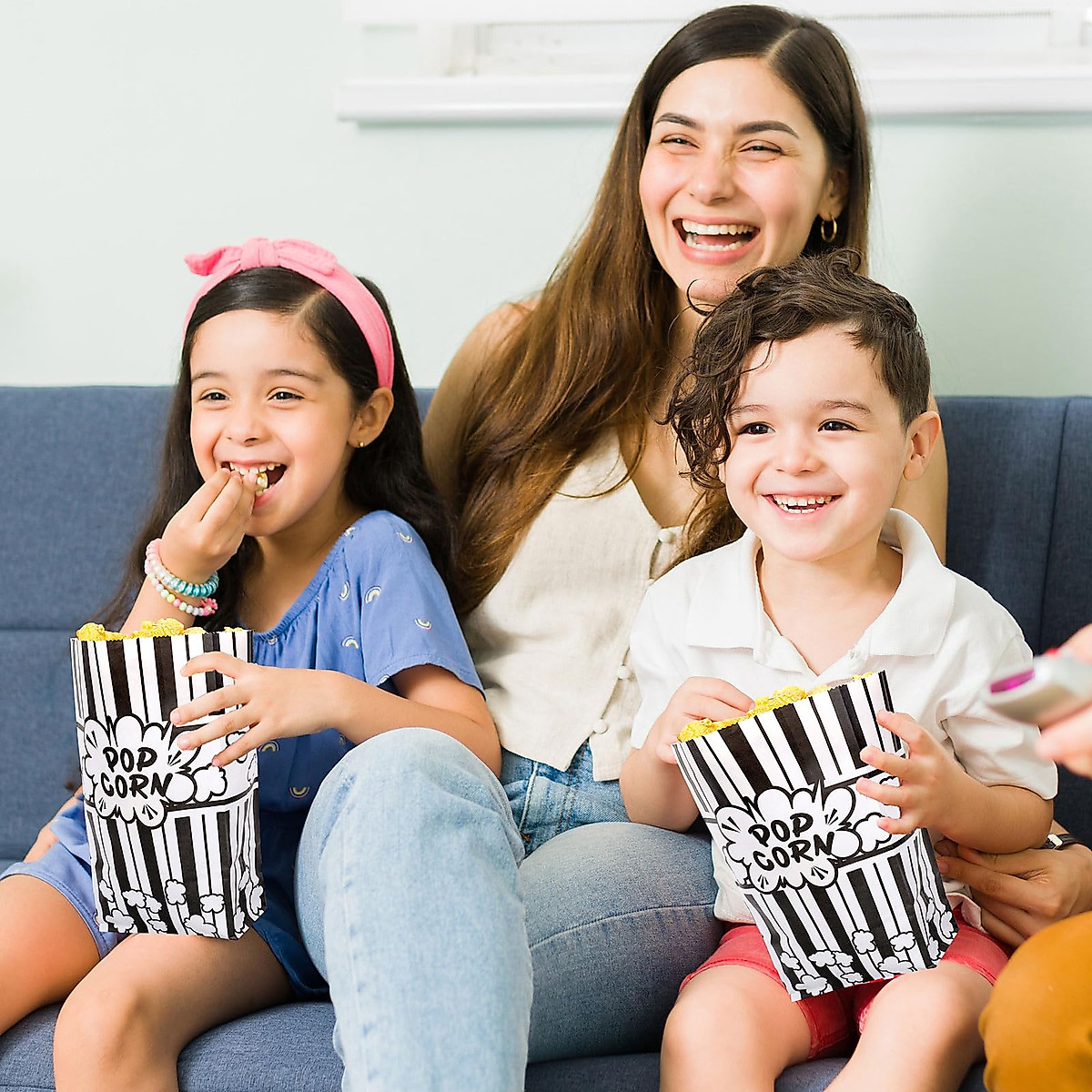 Whaline 200Pcs Movie Night Paper Popcorn Bags 2 oz Black and White Stripe Flat Bottom Popcorn Container Grease Resistant Large Sleeve Popcorn Bucket Disposable for Retro Movie Themed Party Carnival