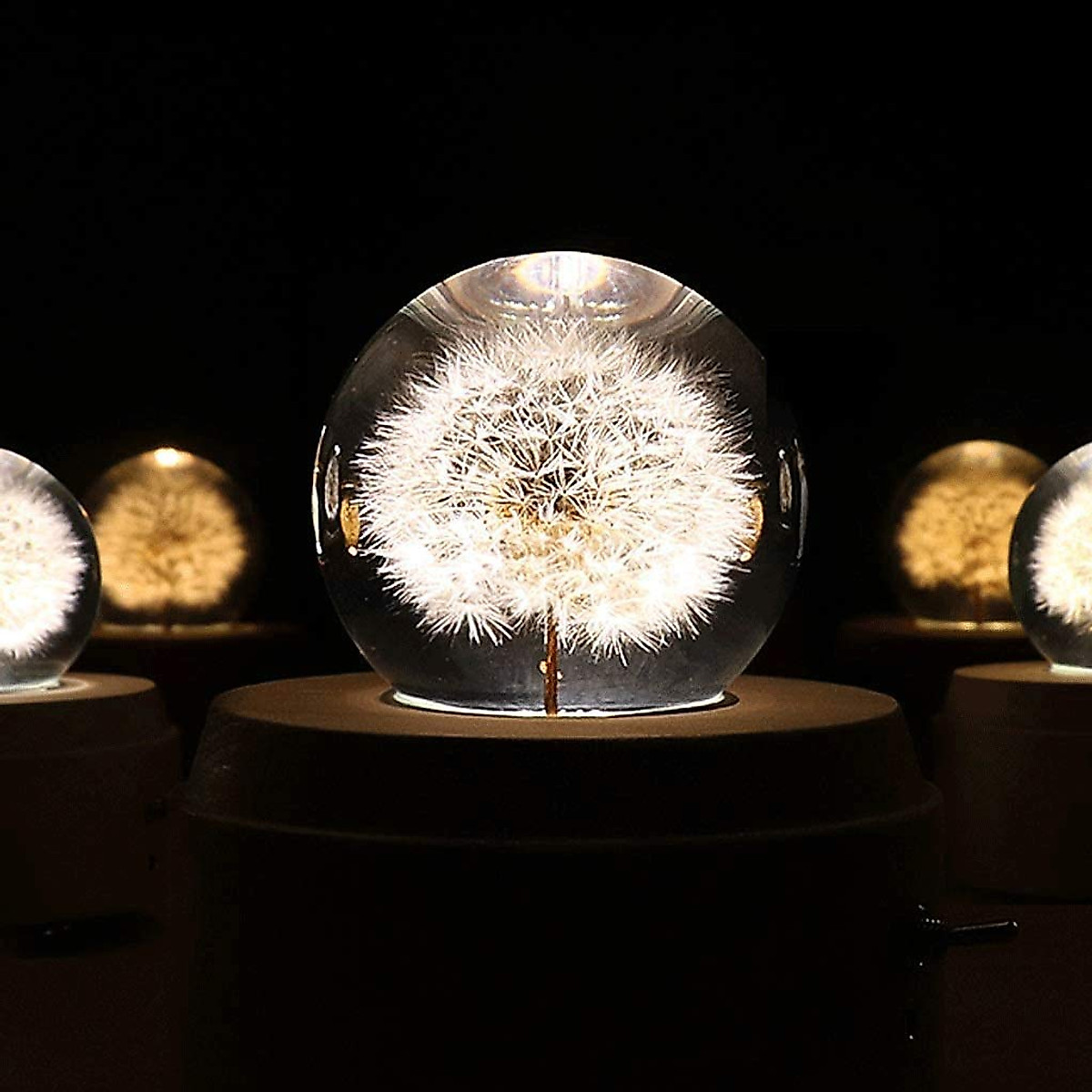 ZLBYB LED Musical Snow Globe The Lovers Shape Light Lamp Music Box Night Light Desktop Ornament Home Decor