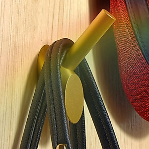 Meinvcisi Heavy Duty 60lb(Max) Metal Wall Mounted Hooks Clothes Coat Towel Bathrobe Car Key Hooks Hanger Rack for Bathroom Bedroom Cloakroom Cabinet Closet Hang,Aluminum Alloy Matte Gold.2Pack