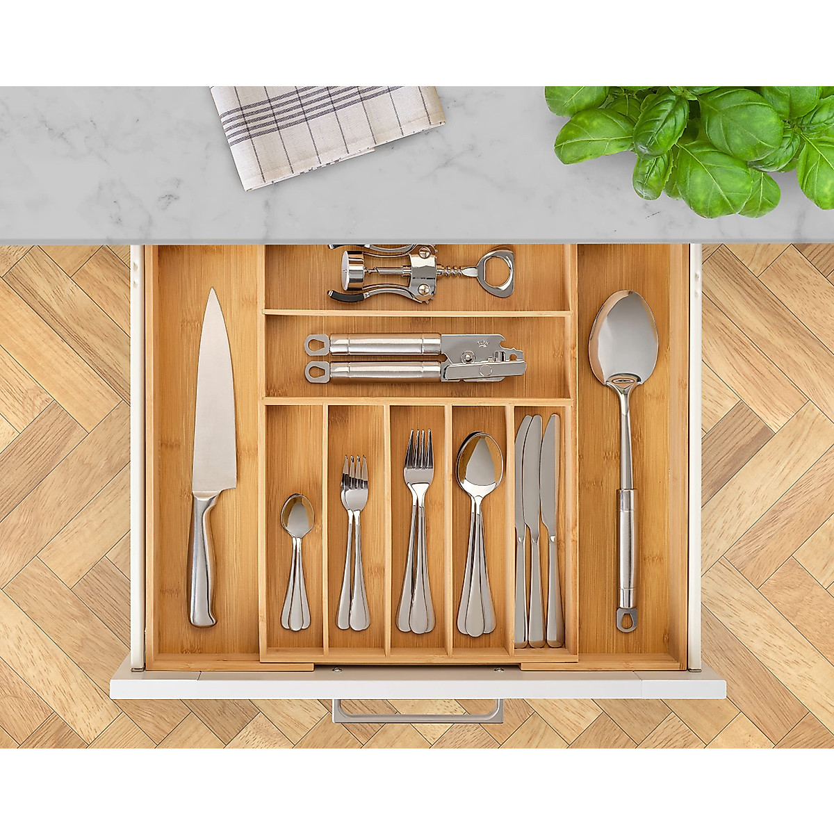 Stedware Kitchen Drawer Organizer, Heavy Duty Reinforced Silverware Divider Tray, Expandable Bamboo Utensil Holder for Flatware, Cutlery, Knives - Kitchen Organization and Storage
