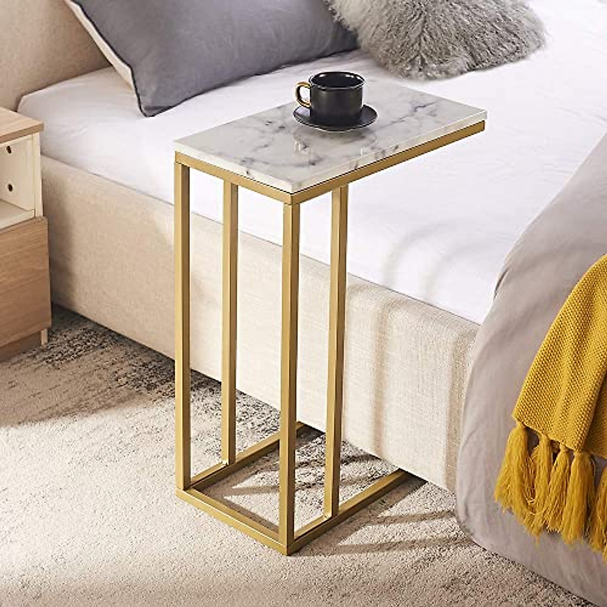 ROSEN GARDEN C-Shape Side End Table, Faux Marble Tray Snack Table with Metal Frame, Laptop Coffee Holder, Modern Furniture (Gold,1pcs)