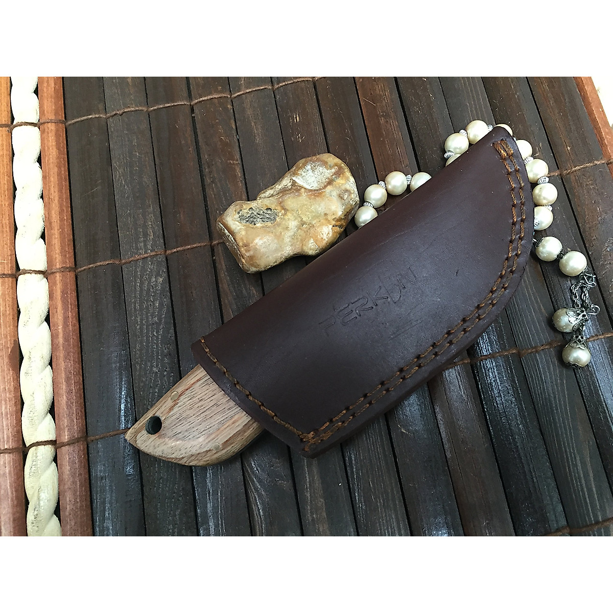 Now Handcrafted Small Hunting Knife - Damascus Steel - Neck Knife