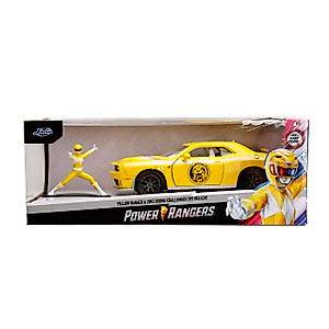 Power Rangers 1:24 2015 Dodge Challenger SRT Hellcat Die-Cast Car & 2.75" Yellow Ranger Figure, Toys for Kids and Adults