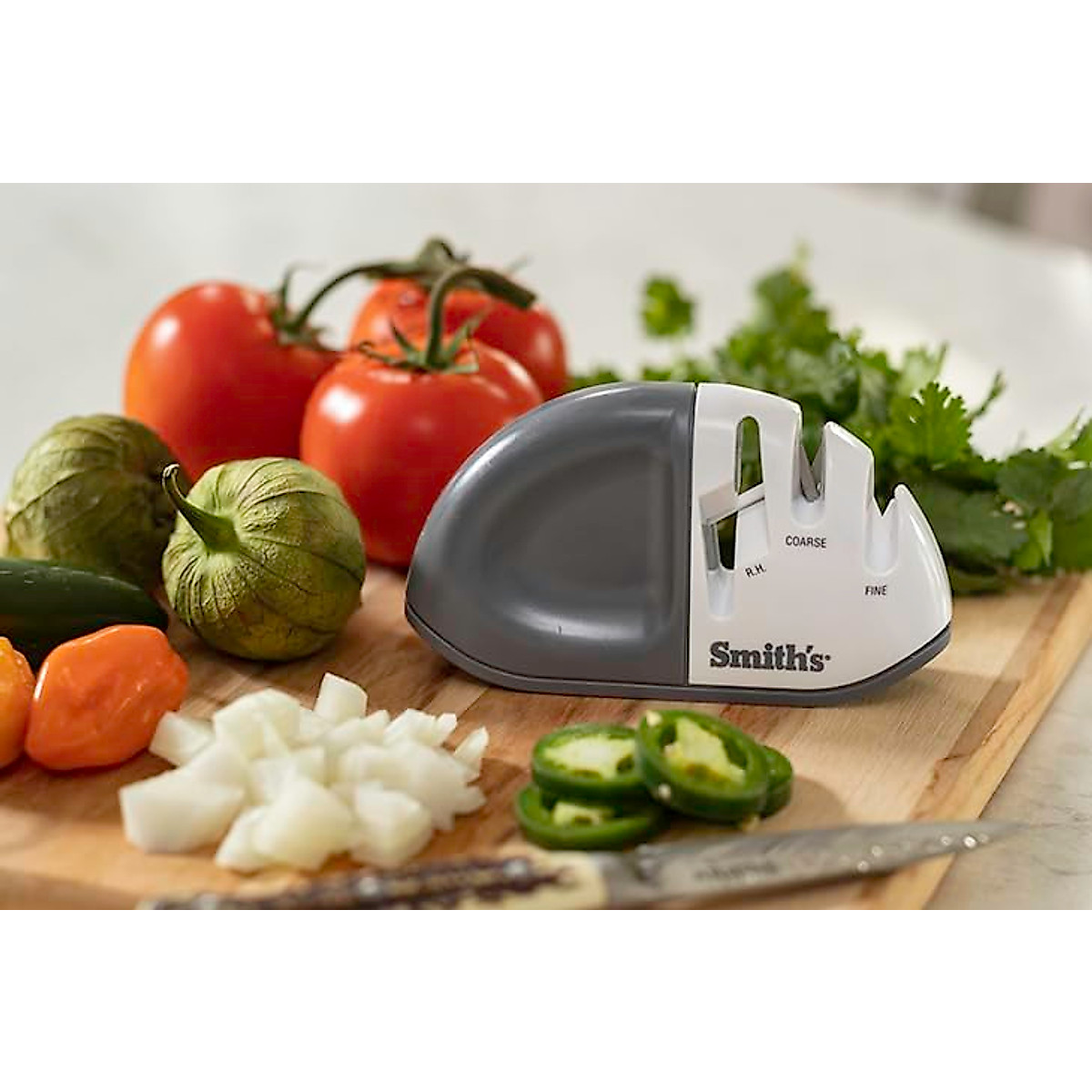 Smith's 51003 Diamond Edge Grip™ MAX 2-Stage Sharpener – White - Compact - Non-Slip Base - Patented V Grip – Sharpen Knives & Scissors - Diamond & Ceramic Sharpeners