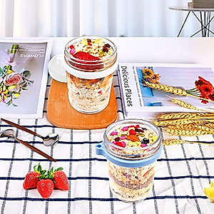 Overnight Oats Containers with Lids and Spoon, Wide Mouth Mason Jars 16 Oz Overnight Oats Jars with Measure Mark, 2 Pack Oatmeal Container Glass Mason Jars for Overnight Oats Salad Yogurt (White/Blue)