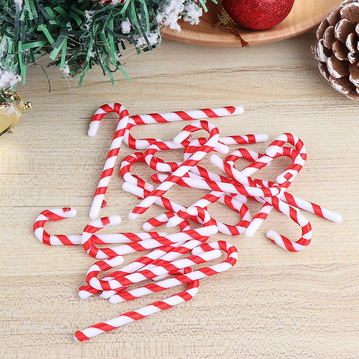 Toddmomy 50 Pieces Christmas Plastic Candy Cane Ornaments Christmas Tree Hanging Ornaments for Xmas Holiday Party Home Decoration 5cm/1.96inch