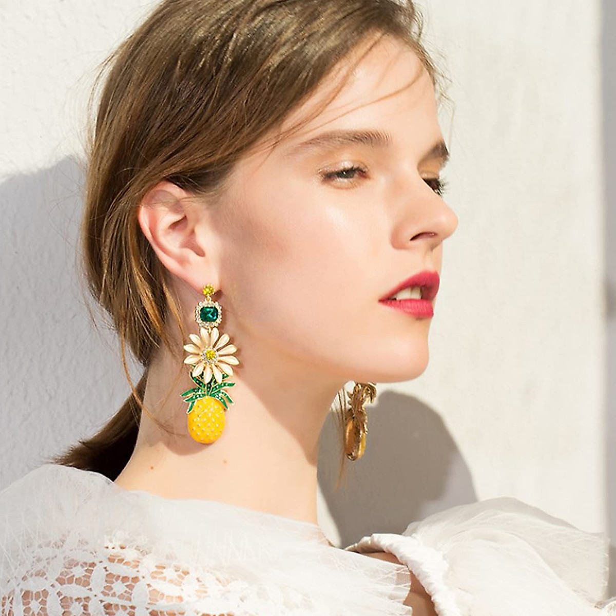 T-ztoss Graceful Hypoallergenic Pineapple Stud Earrings Gold Shining Crystal Hawaiian Vacation Beach Party Earrings Fruit Dangle Long Earrings Gifts for Women(Pineapple earrings)