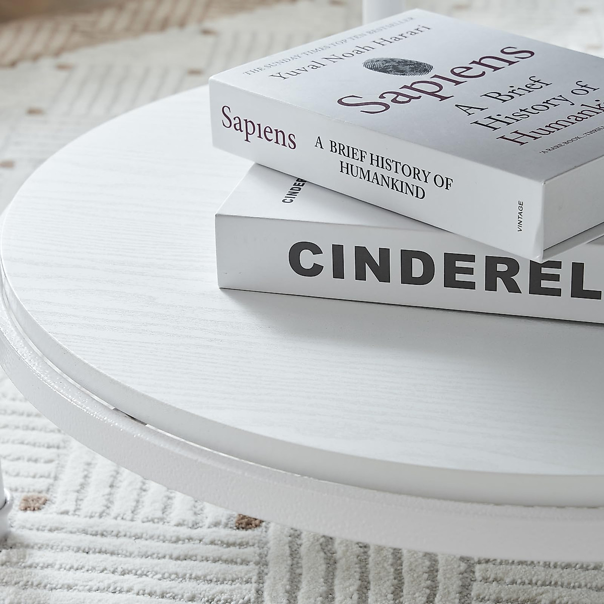 VINGLI 25.6" Rustic Oak White Round Farmhouse Coffee Table, 2-Tier Storage Wood Center Circle Accent Table for Living Room, Bedroom, Apartment, Studio and Small Spaces, Sturdy Metal Frame