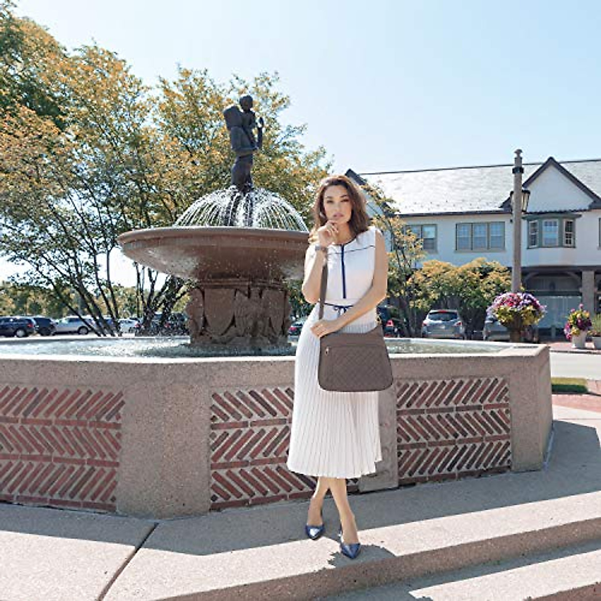 Travelon Anti-theft Signature Quilted Expansion Cross Body Bag, Black