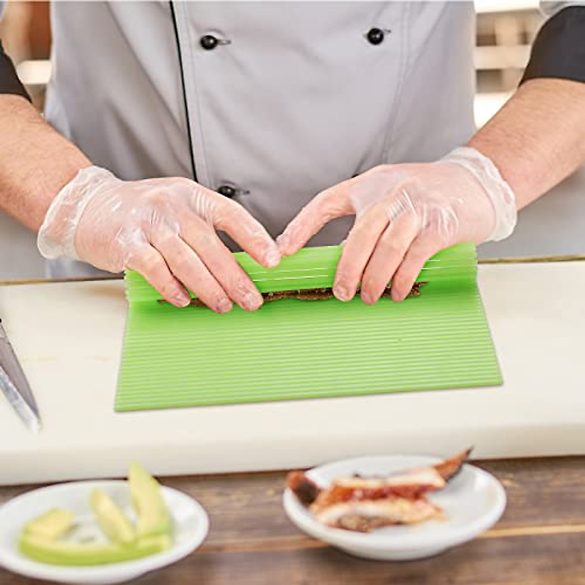 3 Pieces Kitchen Sushi Rolling Mat Non Stick Sushi Making Kit Japanese Plastic Sushi Rolling Maker Homemade for Home Kitchen DIY Sushi Plate Mat (Green)