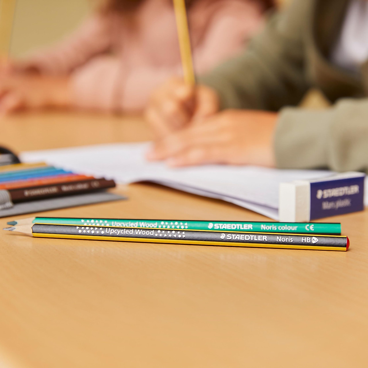 STAEDTLER Mars Plastic, Premium Quality Vinyl Eraser, White, Latex-free, Age-resistant, Minimal Crumbling (526 50 BK) 4 Count (Pack of 1)