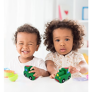 DolliBu Train Bath Buddy Squirter - Floating Green Train Rubber Bath Toy, Fun Water Squirting Bathtime Play for Toddlers, Cute & Soft Transportation Toy for The Bathtub, Beach & Pool for Boys & Girls