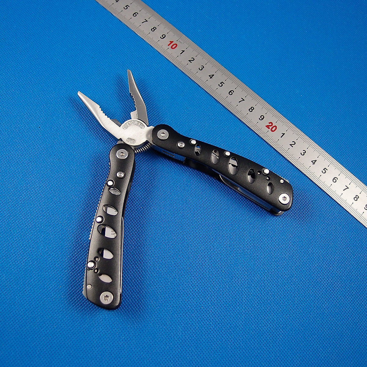 Tools of Life® Multitool Deluxe Black-Multi Tool Pouch Folding Hand Tool, Multifunction, Multipurpose Survival Tool with Gift Box