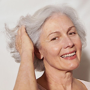 L'Occitane Almond Conditioner with Almond Oil for All Hair Types, 8.1 Fl Oz