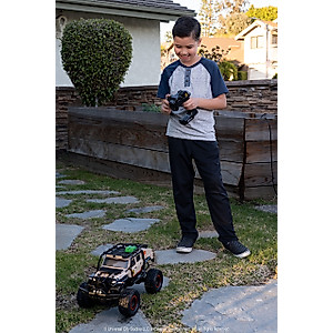 Jurassic World 1:12 Jeep Gladiator RC Radio Control Car, Toys for Kids and Adults