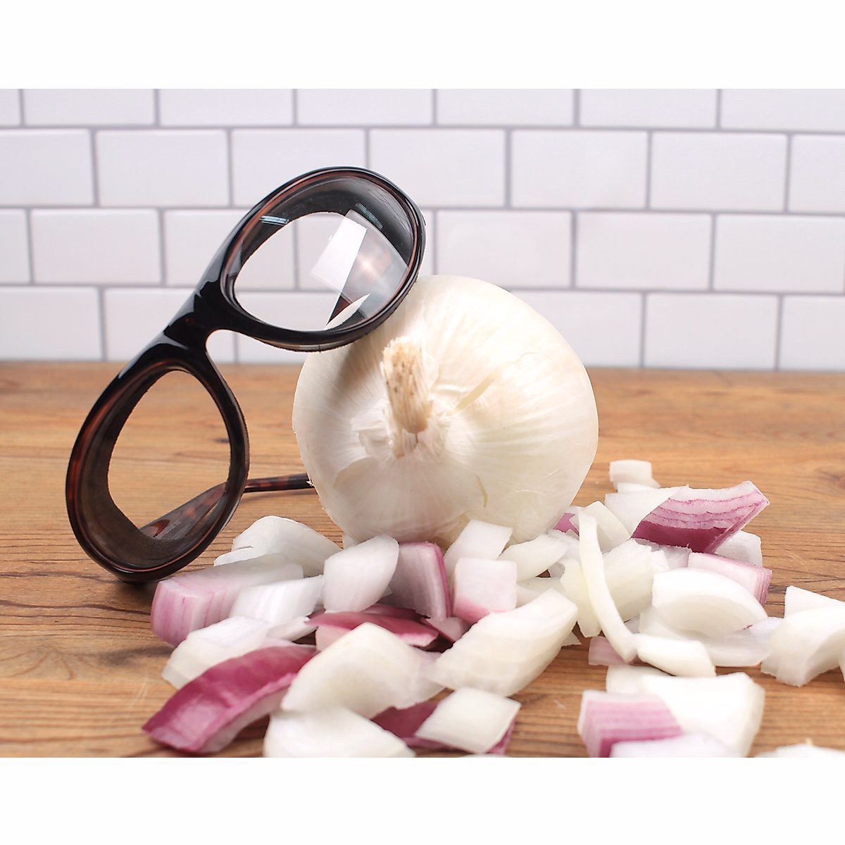 RSVP International Onion Goggles, Fog Free Lenses, Safely Prepare Food Without Tears, One Size, Tortoise