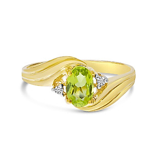 Direct-Jewelry 10k Yellow Gold Oval Peridot And Diamond Ring (Size 7)