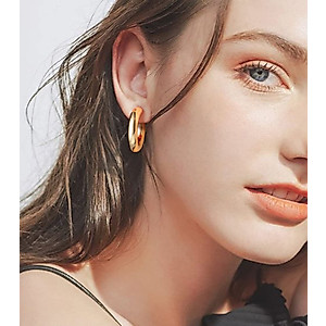 6 Pairs Gold Hoop Earrings Set 14k Gold Plated Huggie Earrings Hypoallergenic Chunky Twisted Thick Jewelry for Multiple Piercing Christmas Gift for Women (6 pairs gold hoop style-04)