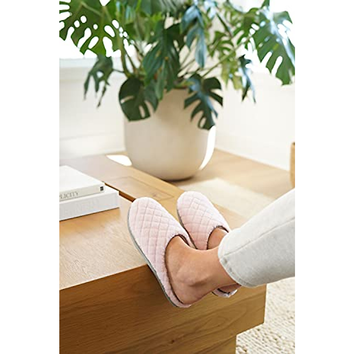 Dearfoams Women's Leslie Washable Memory Foam Terry Clog with Wide Widths Slipper, Fresh Pink, Medium