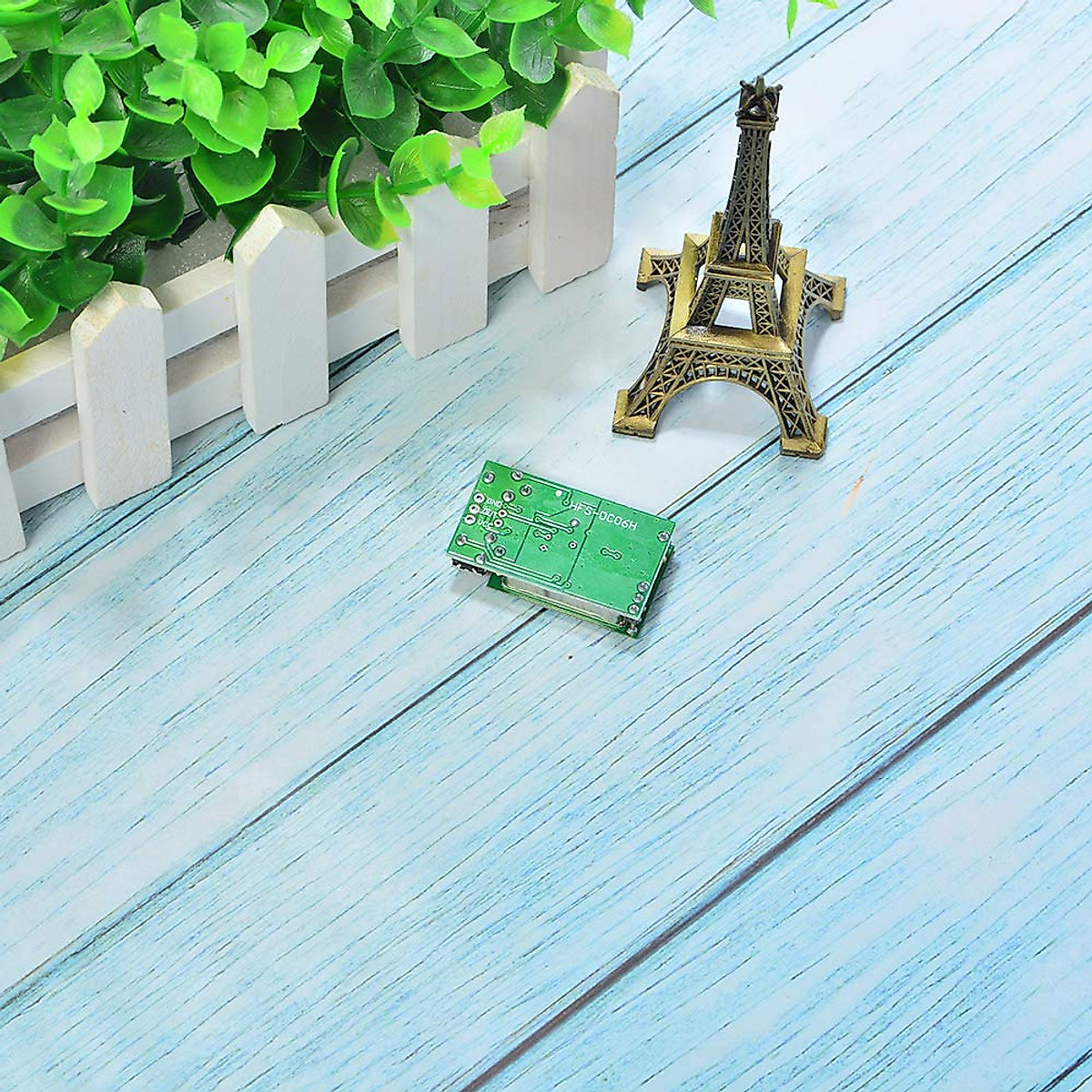 Comimark 1Pcs HFS-DC06 5.8GHz Microwave Radar Sensor Module DC 5V ISM Waveband Sensing 12 C5A8